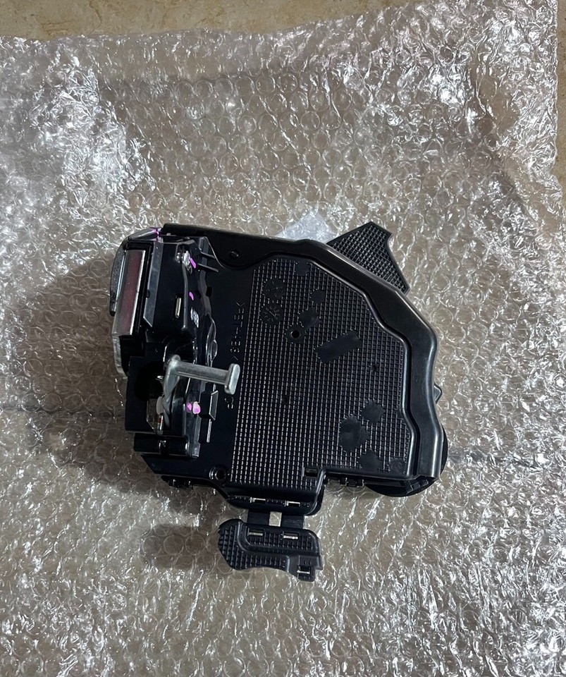 Toyota Right Rear Door Lock Actuator 69050-06100 for Camry, 4Runner ...