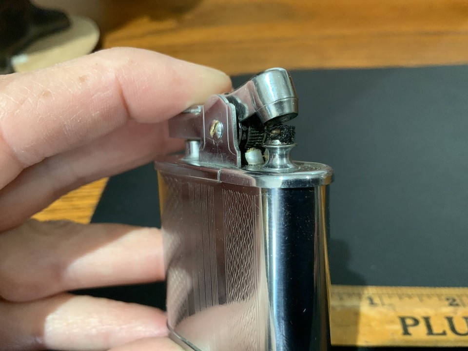 Vtg 1950-60s B And D Light-Master Polished Chrome wind guard Lighter ...