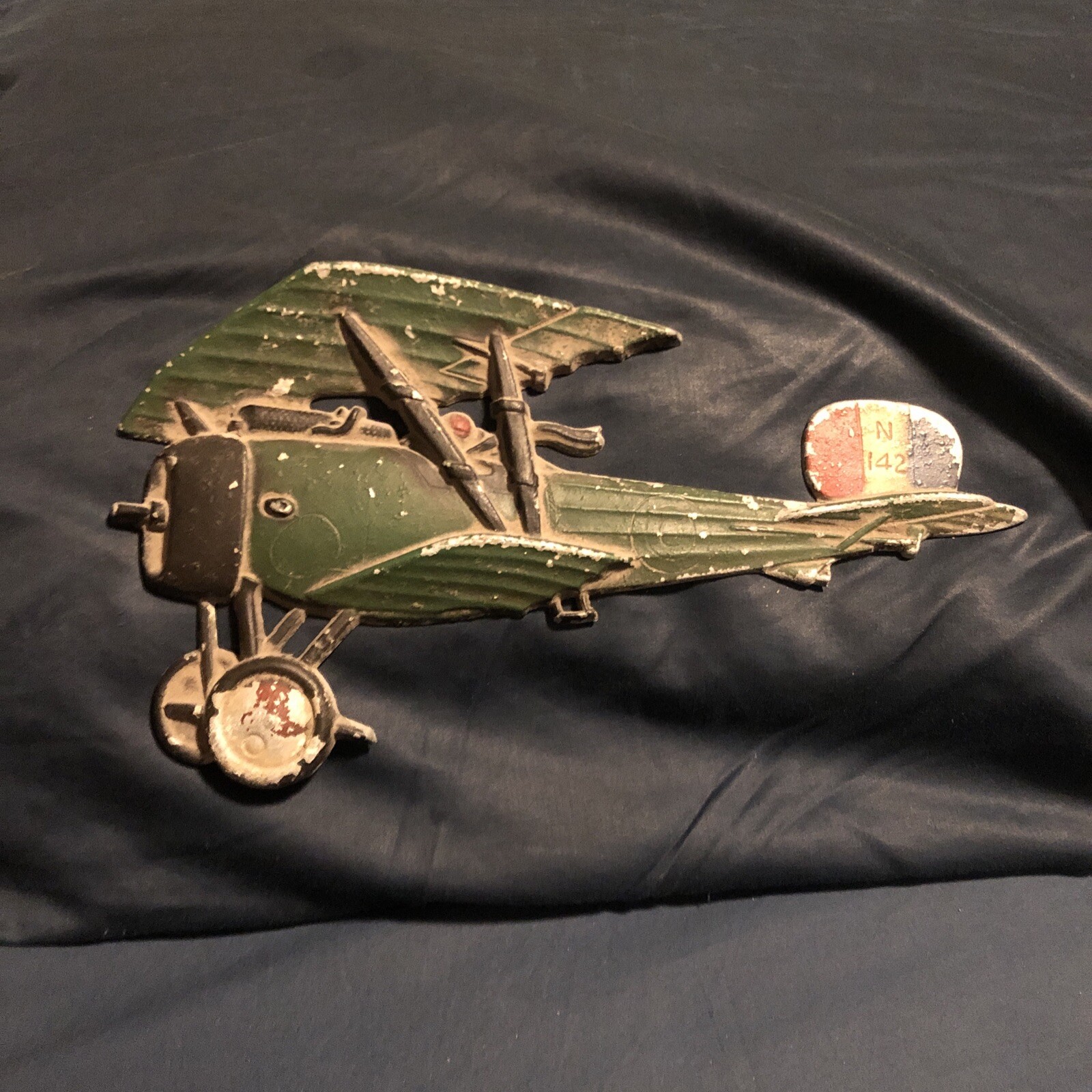 VINTAGE 1975 HOMCO USA WALL DECOR METAL AIRPLANE 1232-BX-A GREEN WW1 ...