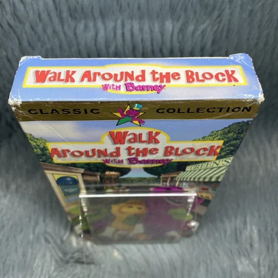 Barney - Walk Around the Block with Barney | Grelly USA