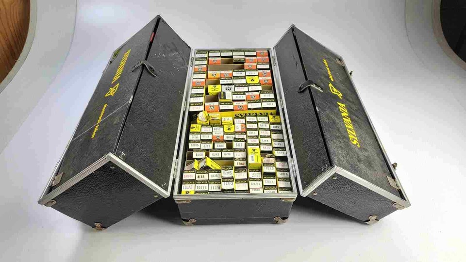 Huge Lot Vintage Vacuum Tubes In Sylvannia Repairman'S Case 6JN6 6GT5 ...