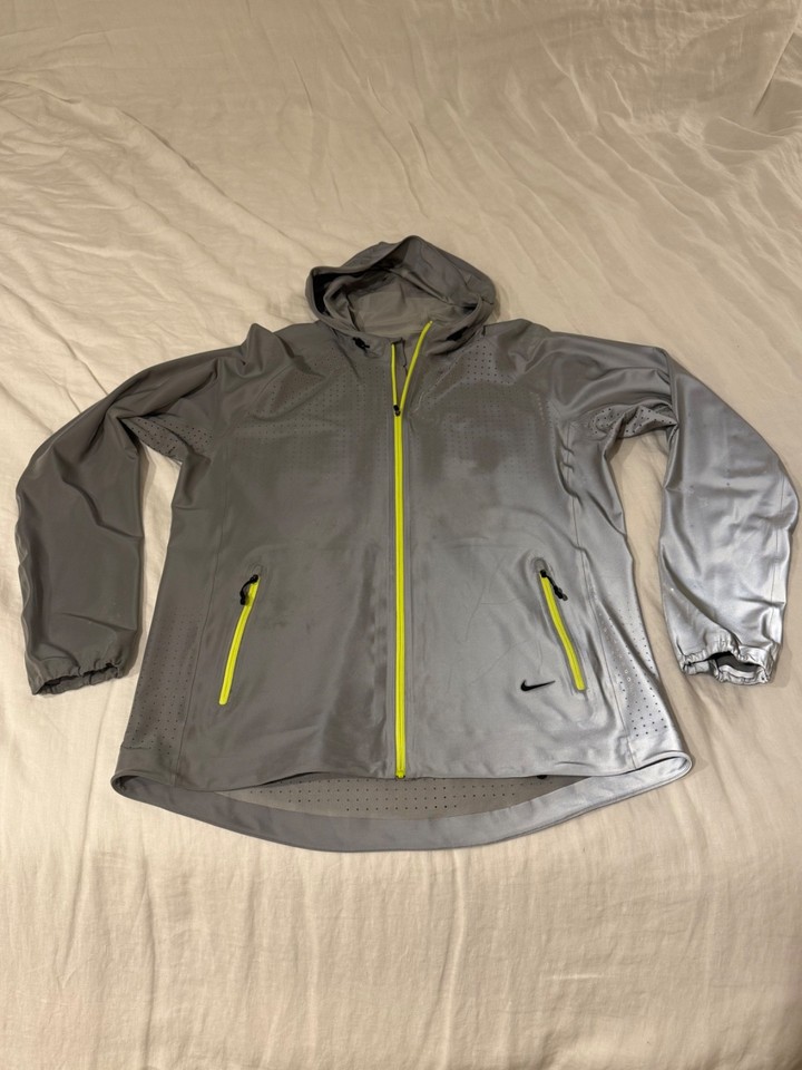 Nike Vapor Flash 3M Running Jacket Men’s Large Gray Silver / Volt ...