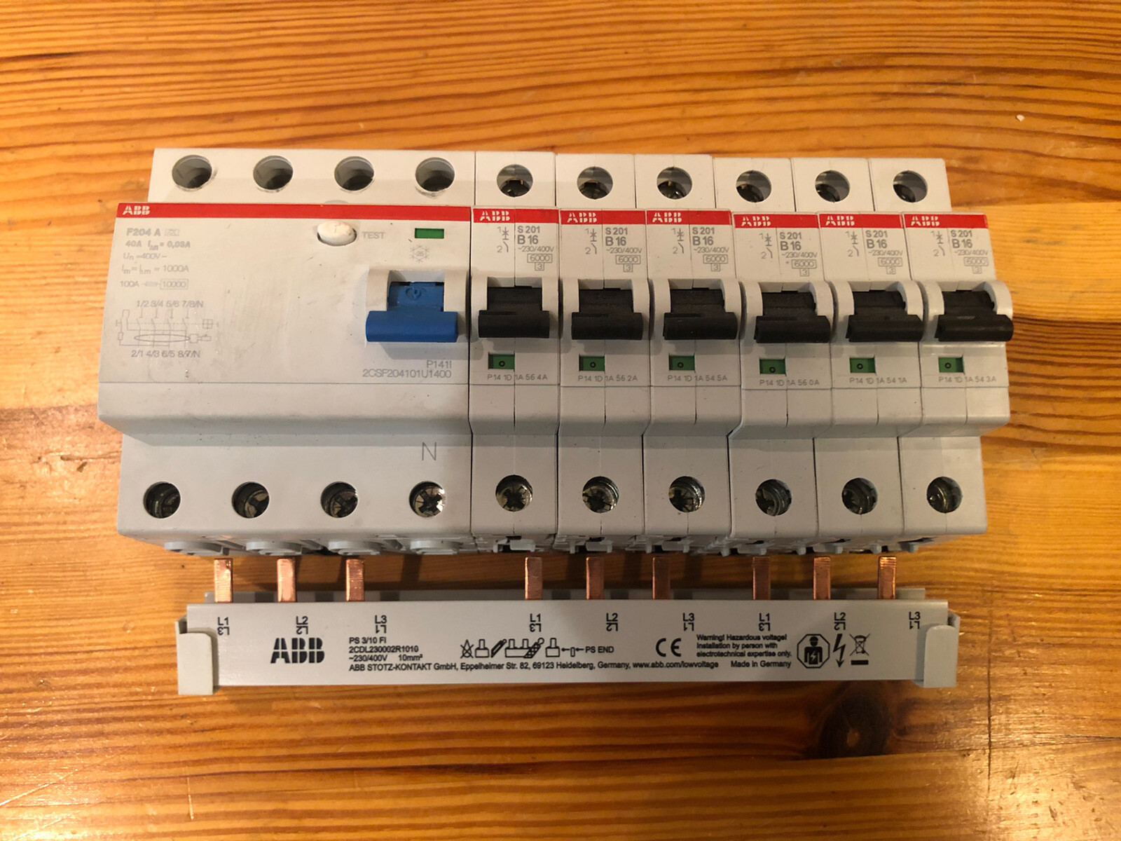 ABB F204 A-40/0,03 Fi-schutzschalter RCD 6 Automaten B16A Stromschiene 8012542783503 | eBay