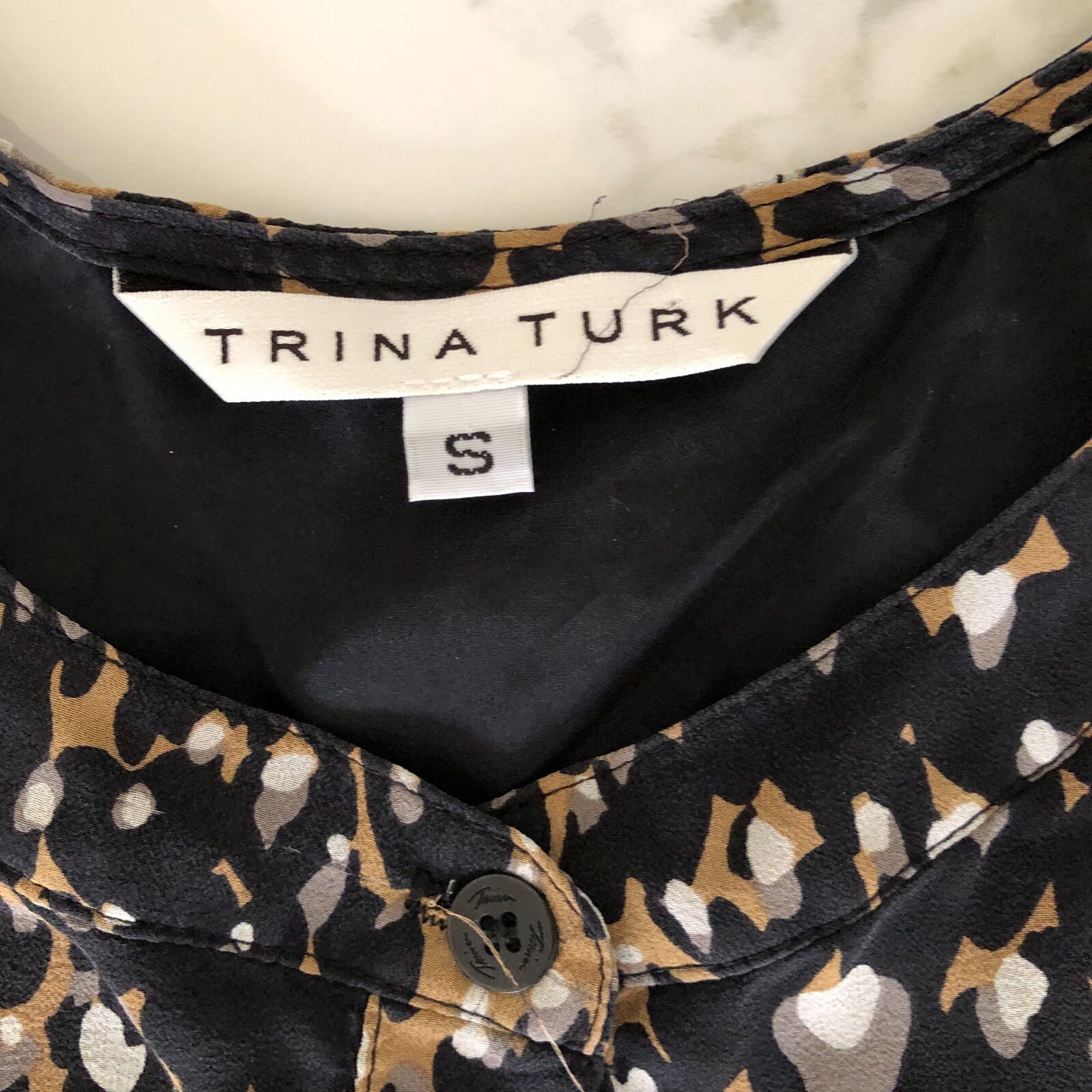 Trina Turk Women Animal Print Leopard Silk Top S Button Down Sheer ...