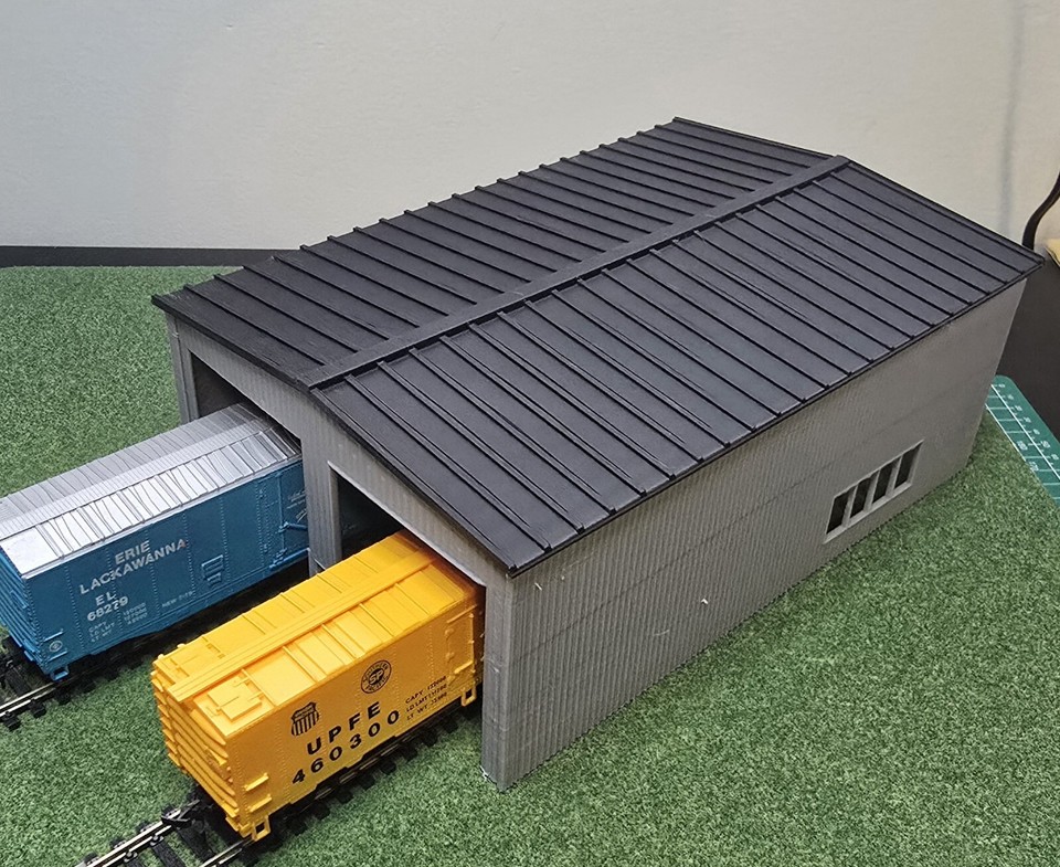 Ho Scale Warehouse Industry Diesel Garage 4 Open Doors Free Shipping 1/ ...