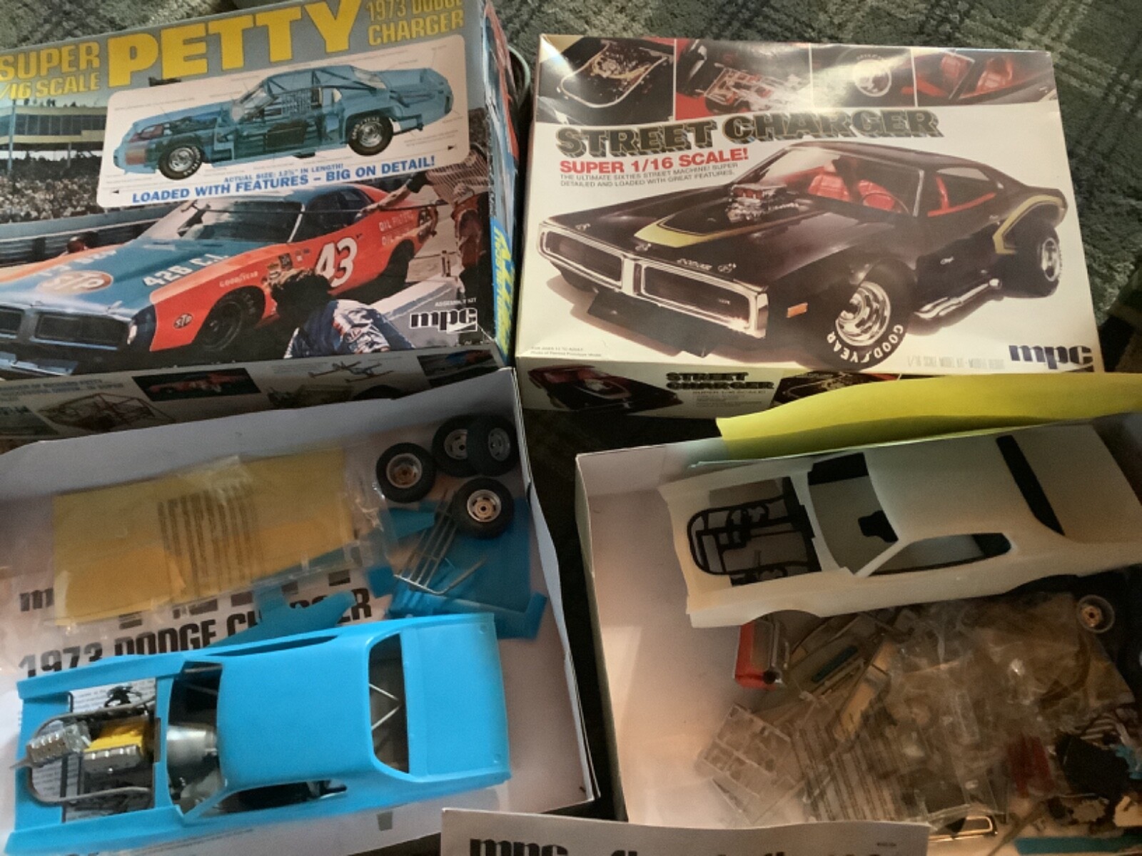 MPC Street Charger Super 1:16 Scale 1973 Dodge Charger Model kit ...