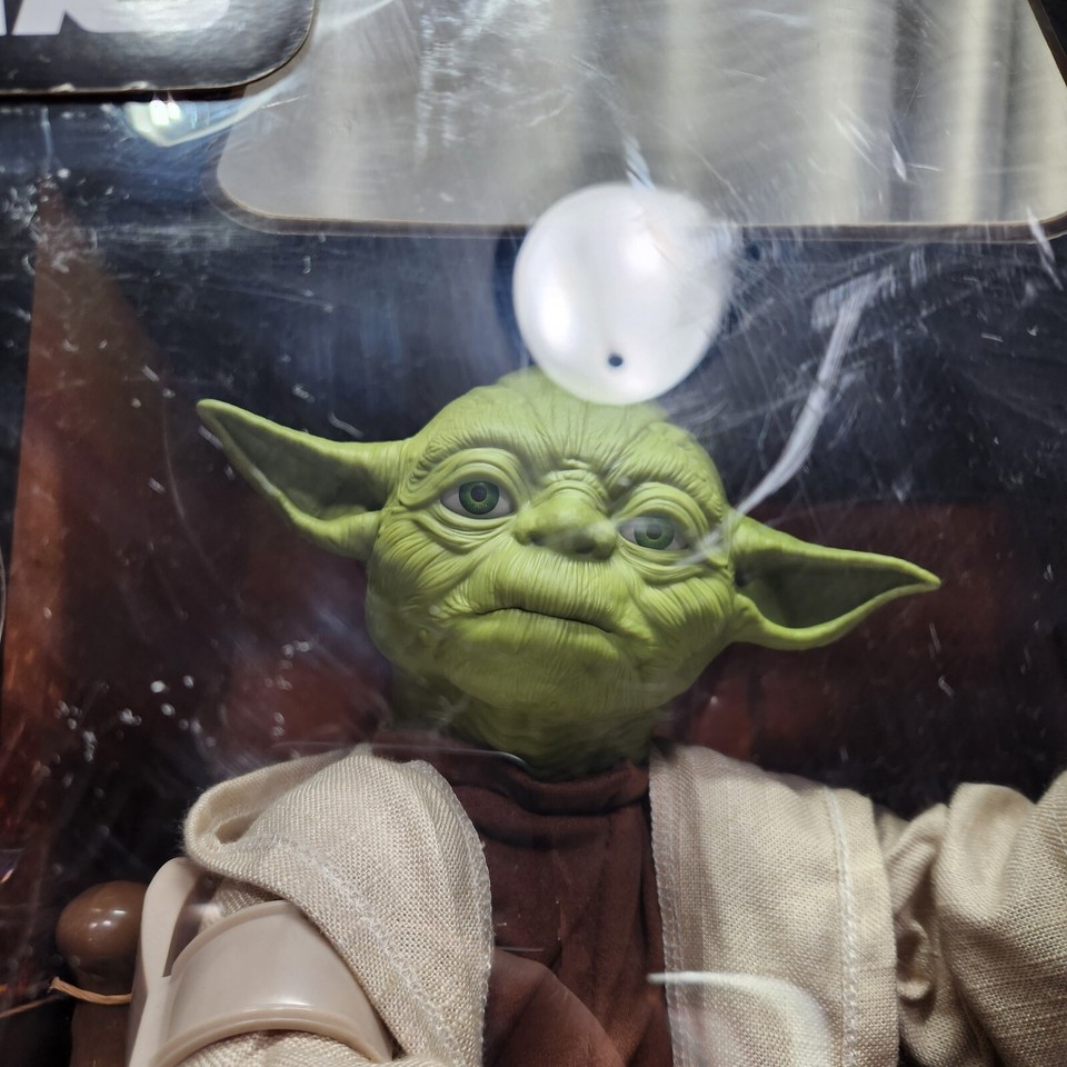 SpinMaster Train to be a Jedi Legendary Yoda | eBay