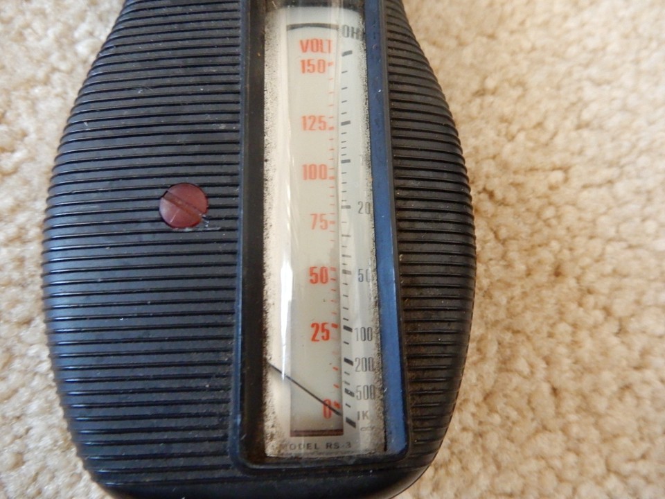 AMPROBE ULTRA AC VOLT CLAMP VOLTAGE TESTER AMP 0-300 RANGE 0-600 VOLT ...