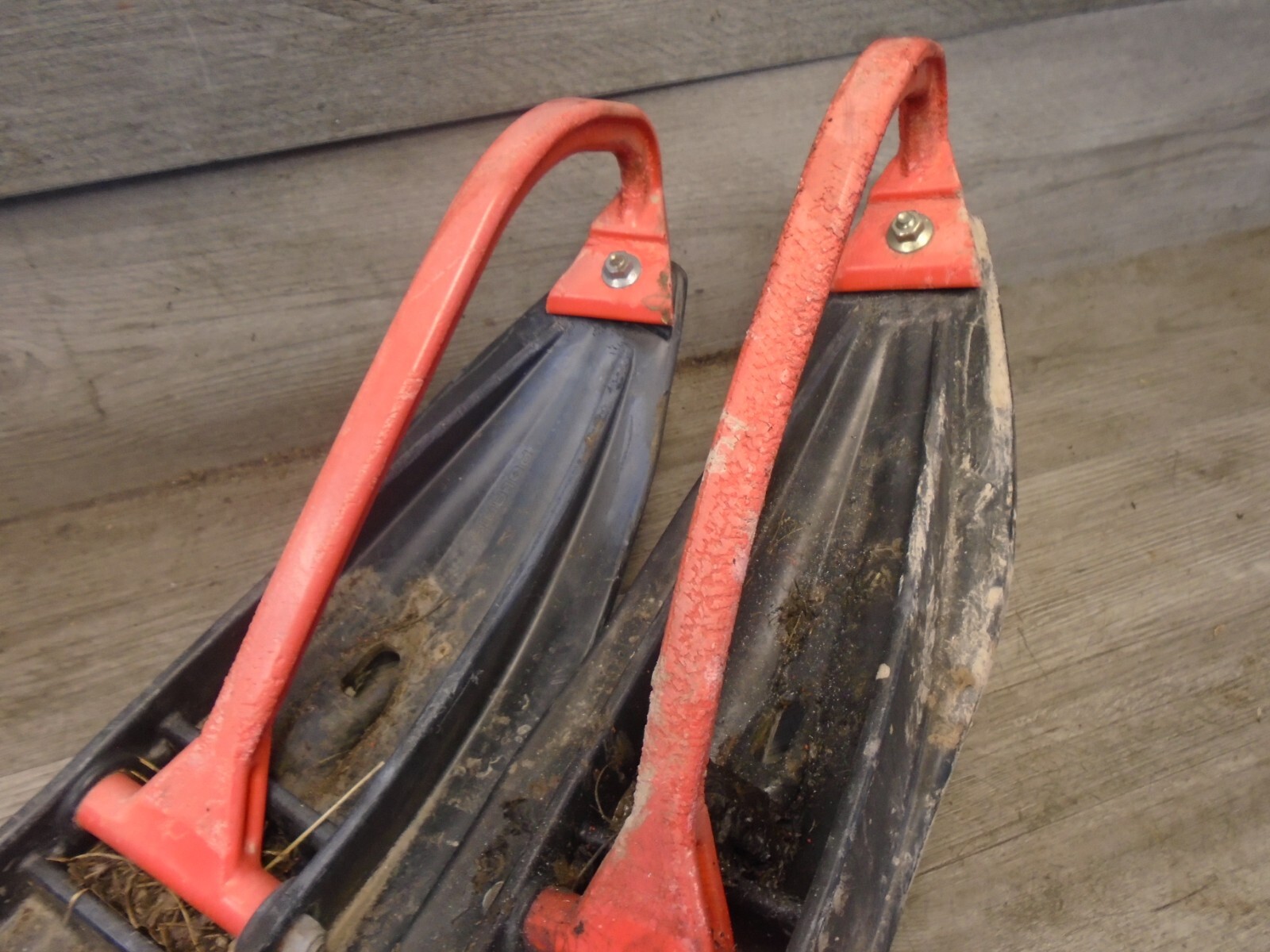 2000 00 Polaris XC-10 700 Snowmobile Suspension Skis Black Plastic ...