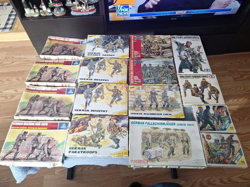 Huge Lot Of German Figure Models In Different Poses | eBay UK