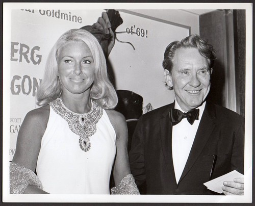 BURGESS MEREDITH wife KAJA SUNDSTEN at film Premiere PAINT YOUR WAGON ...