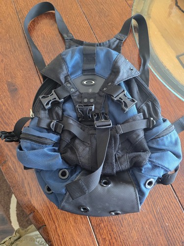 Oakley Mini Icon 1.0 Backpack - Vintage 2000's - Very Rare | eBay