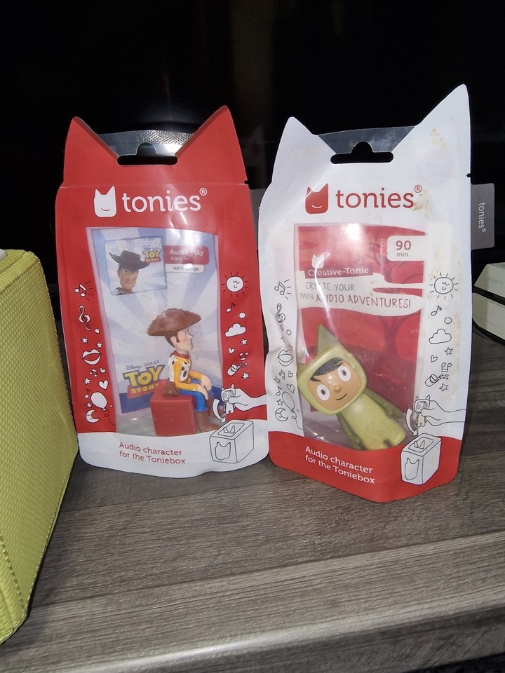 Tonies Tonibox Player Green Tonie and Figures New In Packets Toniebox ...