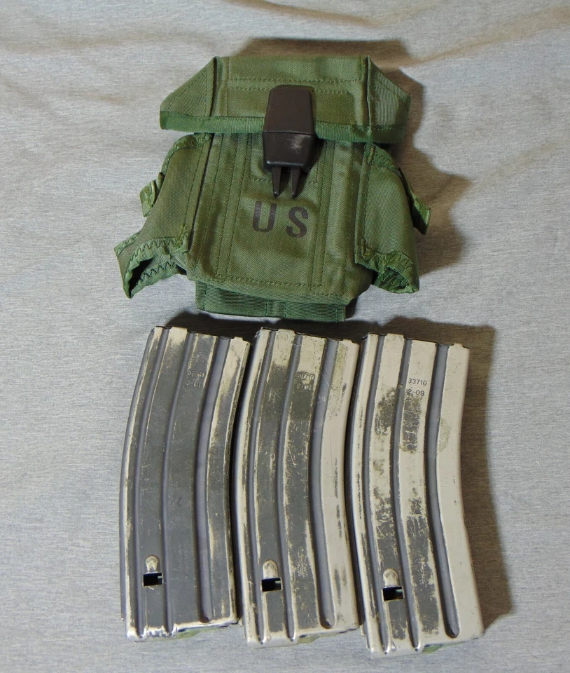NO RESERVE USGI 3 - Standard Issue Colt AR-15 Magazines & Pouch - Rifle ...