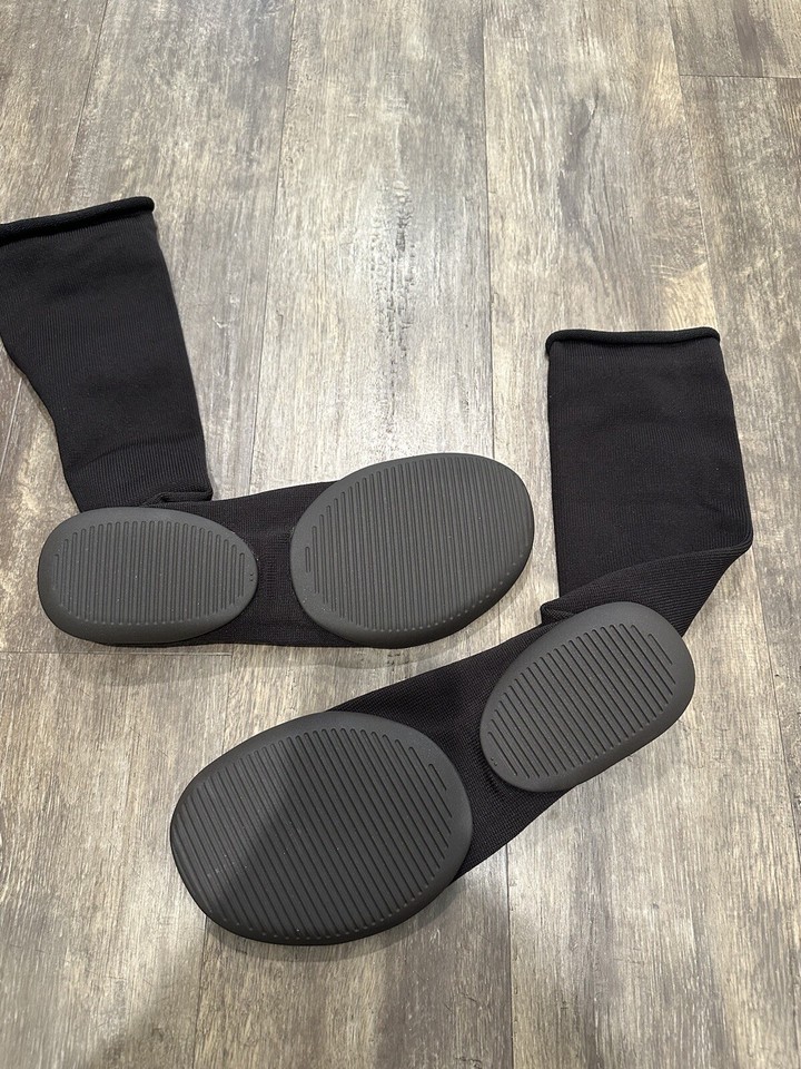 NEW Yeezy Pod - Size 1 (US 6-8.5) YZY PODS | eBay