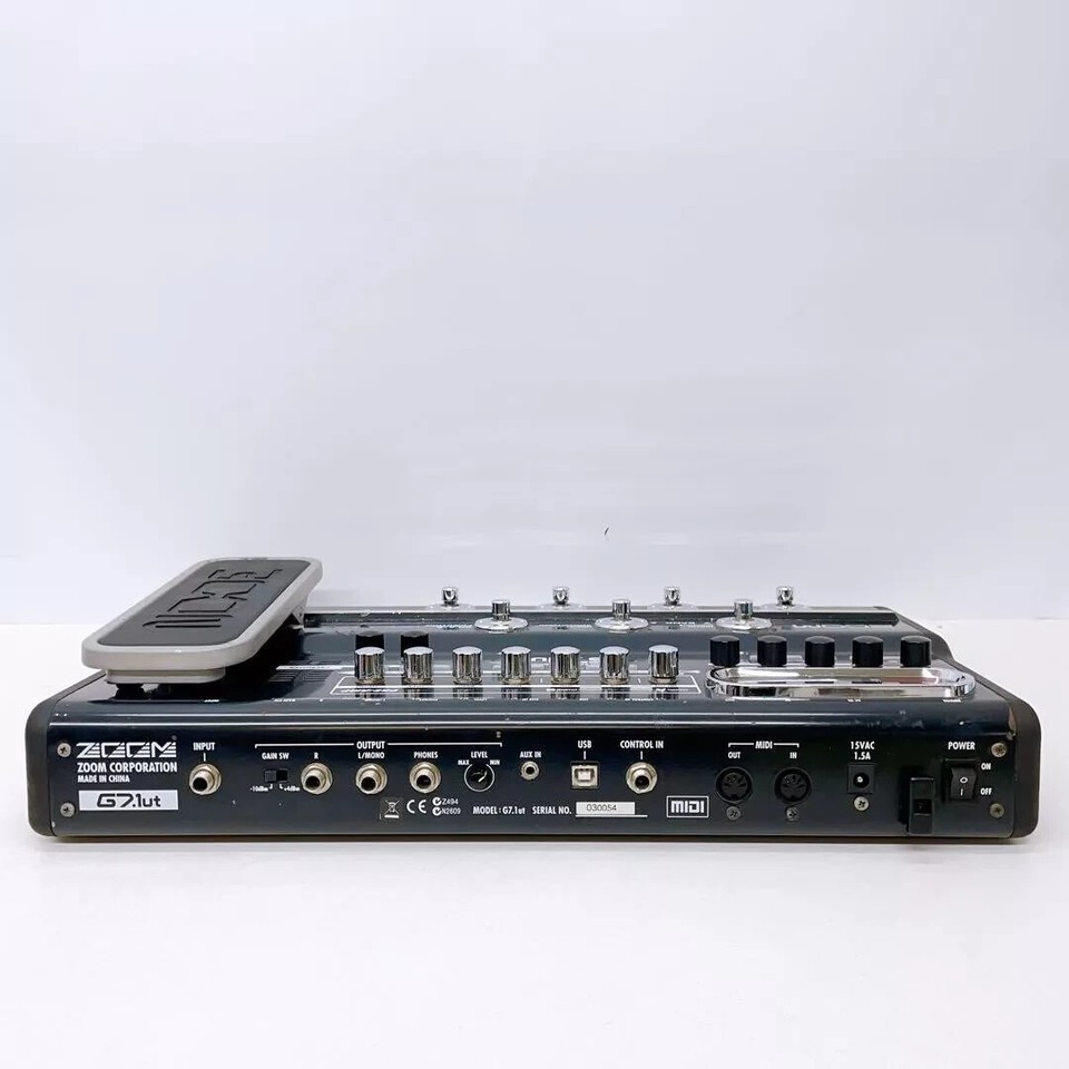 ZOOM G7.1ut Guitar Effects Console Processor TESTED EXCELLENT w ...