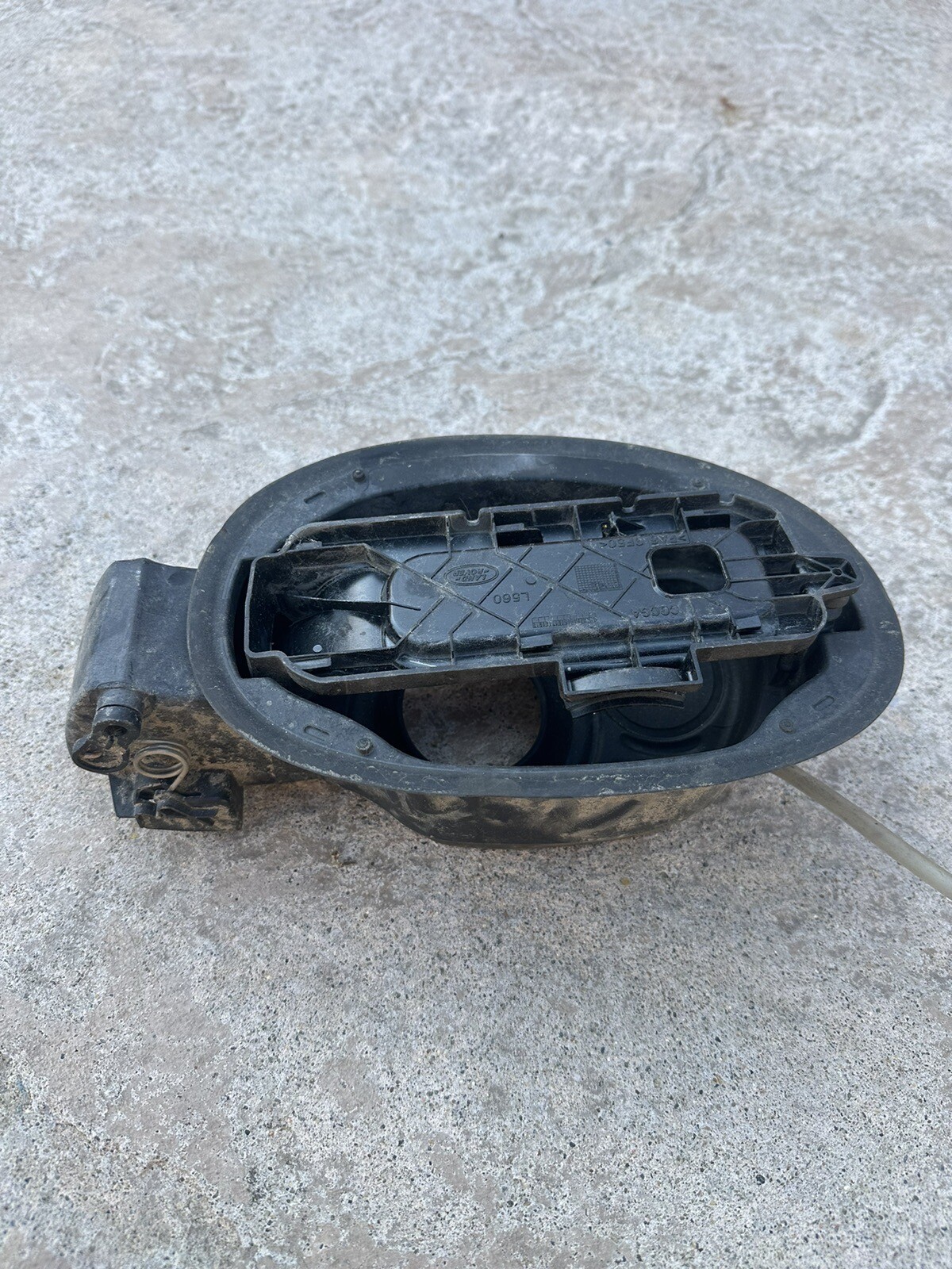 2018-2022 Land Rover Range Rover Velar Rear Gas Door Fuel Filler Cap ...