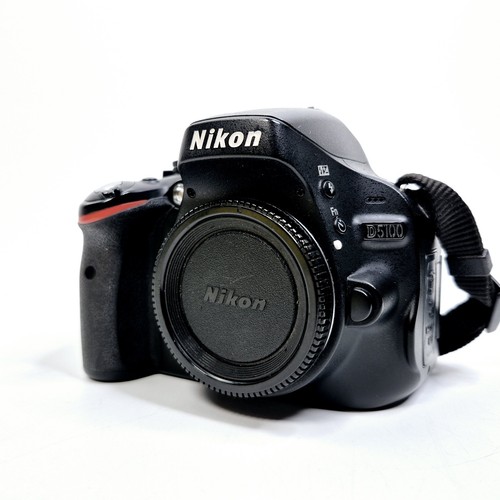 Nikon D5100 16.2 MP Digital SLR Camera Body Only 8400 Clicks - TESTED W ...