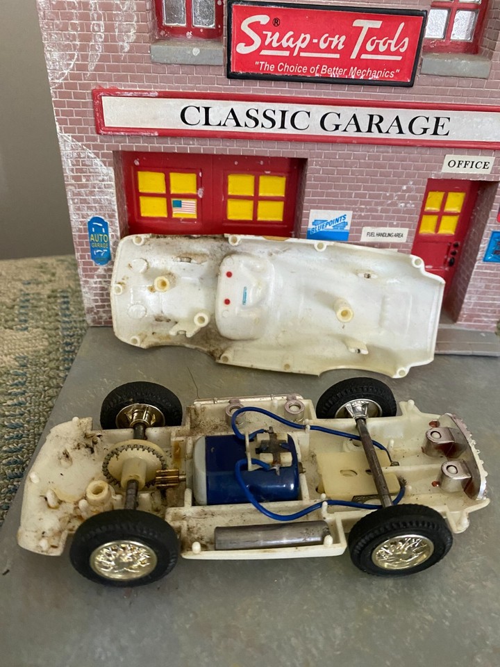 Vintage and Rare 1966 Eldon White Ferrari Slot Car with driver 1:32 ...