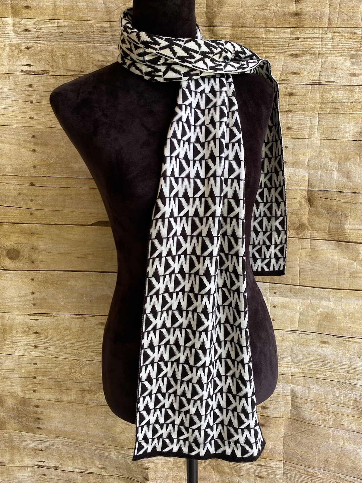 Michael Kors Signature Black White Logo Knit Scarf Mo… - Gem