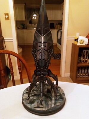 Mass Effect Reaper replica statue Sovereign Bioware Dark Horse Comics ...
