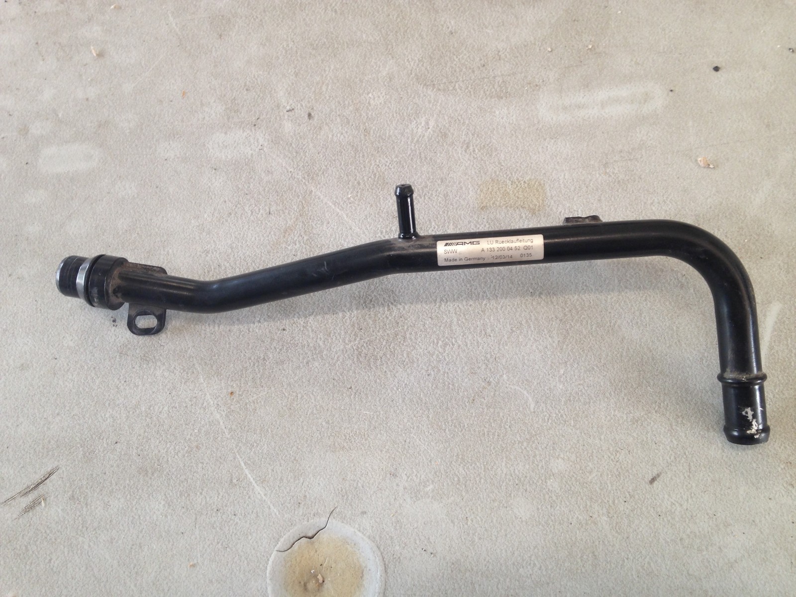 14Kmi MERCEDES 14 - 18 CLA45 AMG GLA250 metal COOLANT LINE HOSE ...