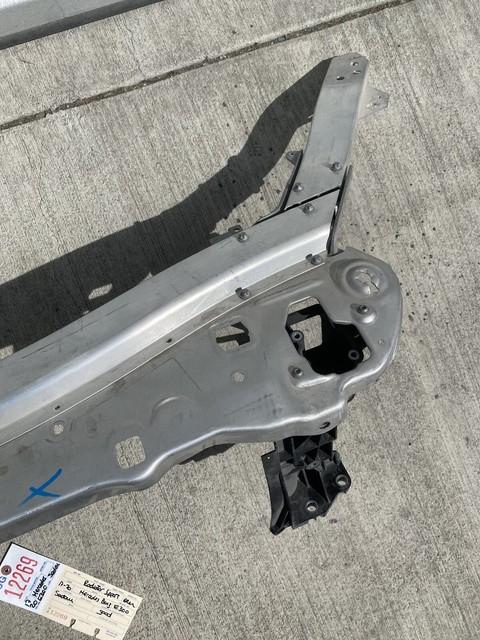 MERCEDES BENZ C Class W205 Upper Radiator Support Assembly 2056201734 ...