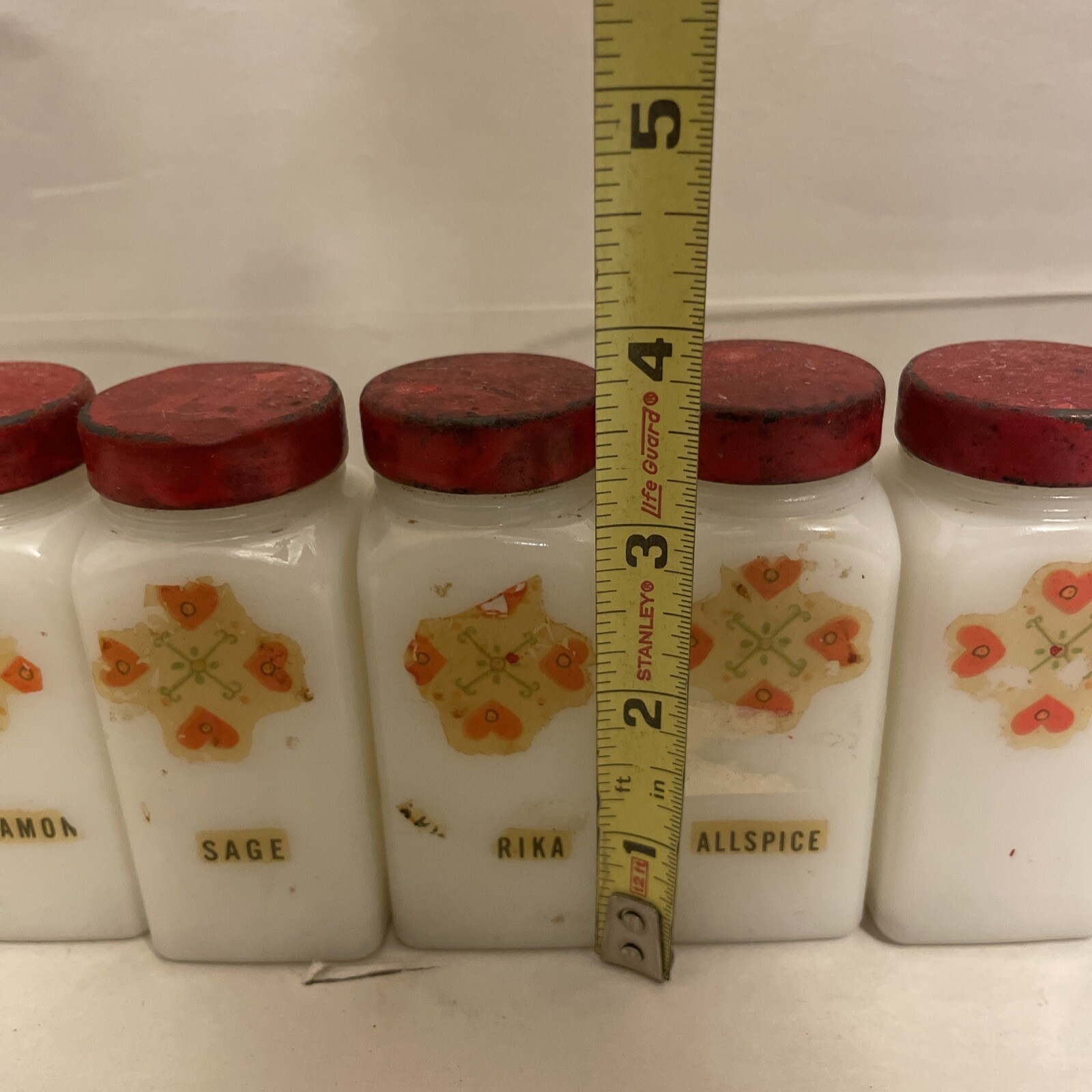 VINTAGE 10 SPICE RACK WHITE MILK GLASS RED CAPS TIN | eBay