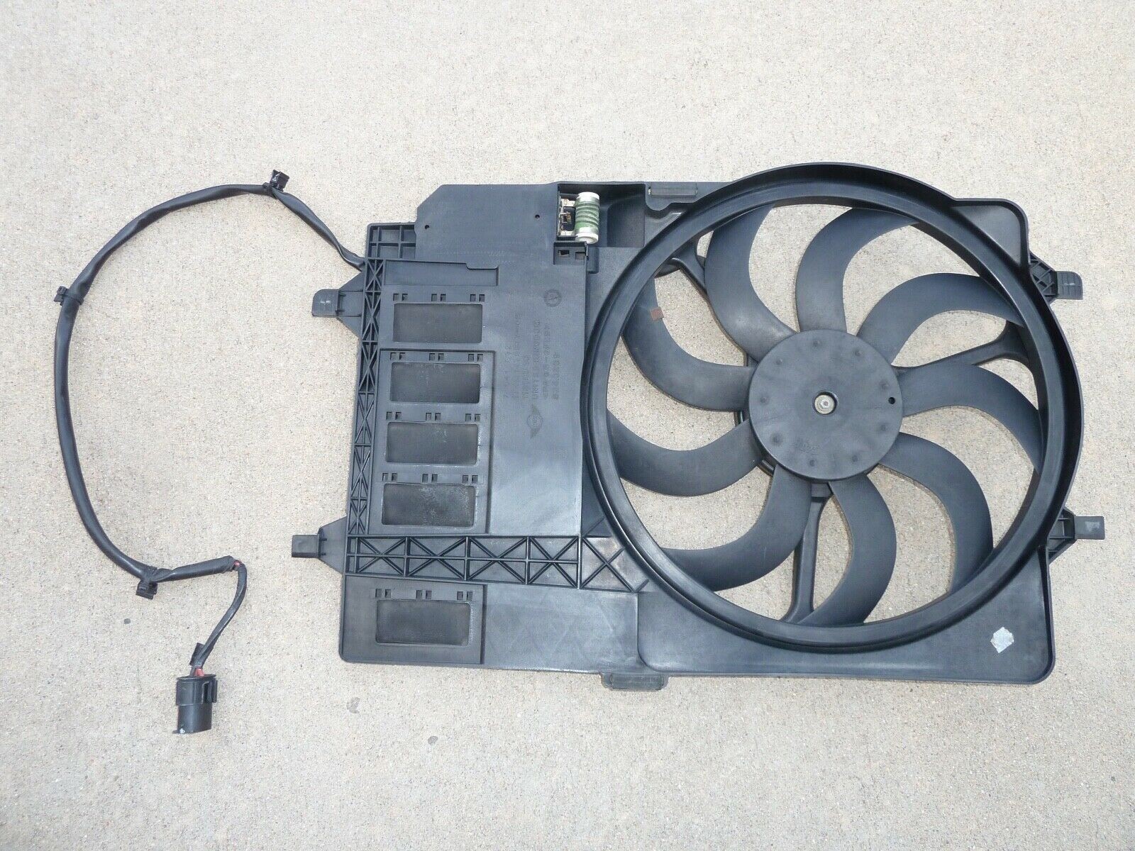 2002-2008 Mini Cooper S R50 R52 R53 OEM Radiator Engine Cooling Fan ...
