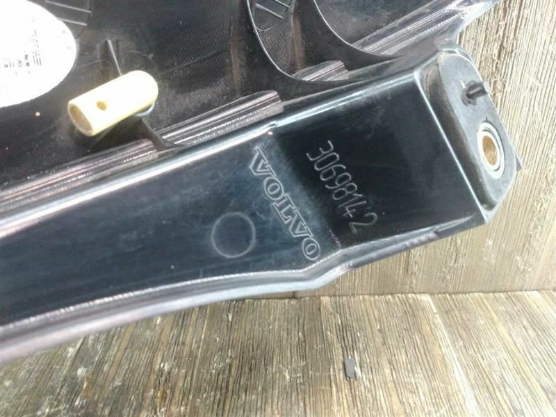 2007-2014 VOLVO XC90 PASSENGER RH TAILLIGHT UPPER BRAKE LAMP 30698142 ...