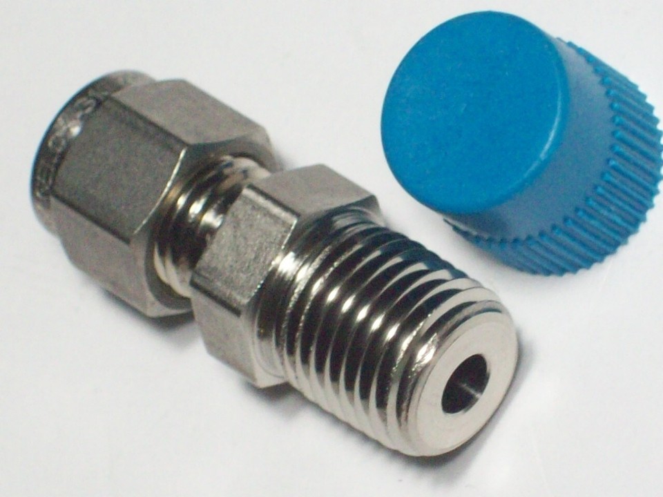 1-Swagelok Stainless Steel Connector Fitting, 1/4" Tube x 1/4" M NPT ...