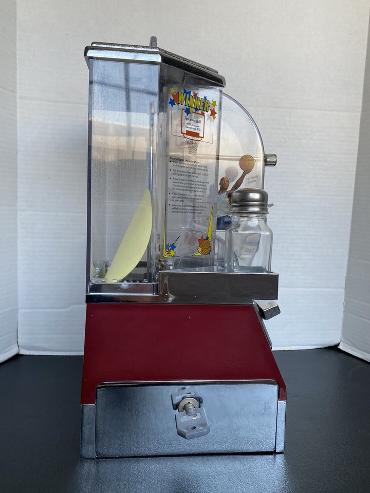 Vintage Test Your Skill Basketball Play and Score .25 Candy Machine | eBay