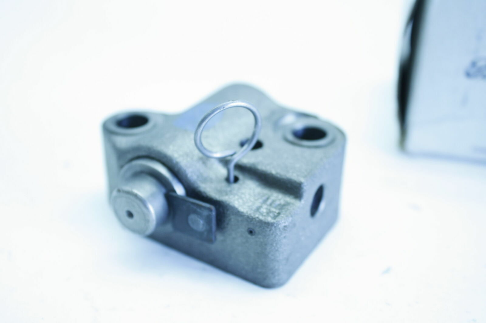 Genuine Ford F5RZ-6L266-CA Engine Timing Chain Tensioner for sale ...