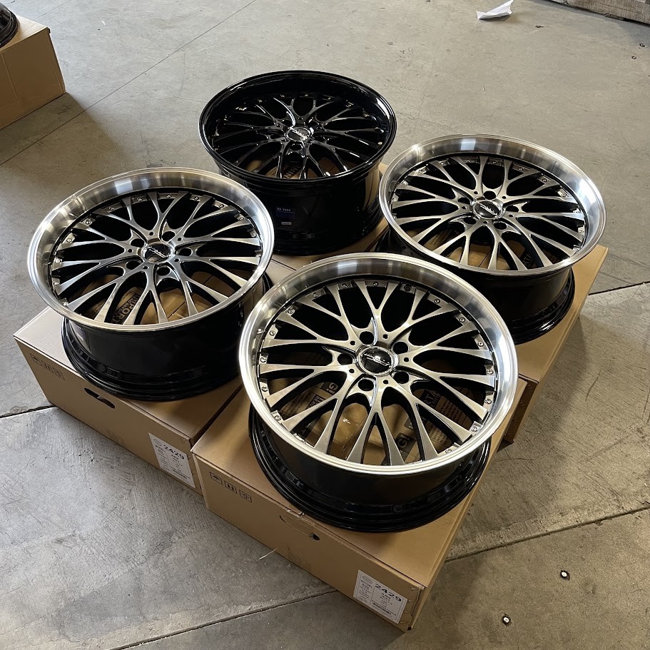 Used 18x8 Arc AR6 5x114.3 30 73.1 3 Hyper Black 1 Gloss Black Wheels ...