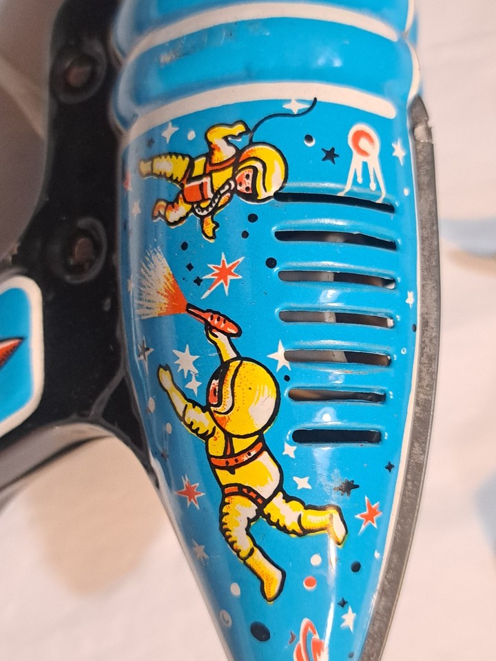 Vintage Tin Toy “Rocket Pistol” Razer Ray Gun 1970's Sci-fi Lot Of 3 ...