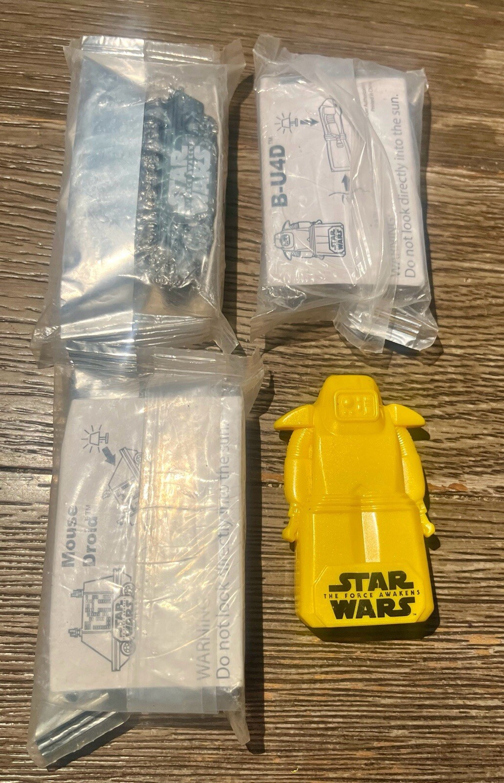 4 Star Wars The Force Awakens Droid Viewers General Mills Toys Mouse ...