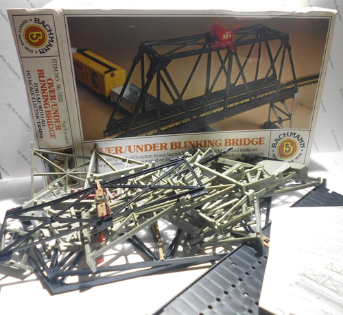 Bachmann HO Scale Over Under Blinking Bridge 46-1222 Open Box | eBay