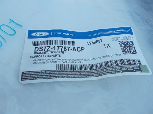 New Ford OEM Bumper Mounting Bracket DS7Z-17787-ACP | eBay