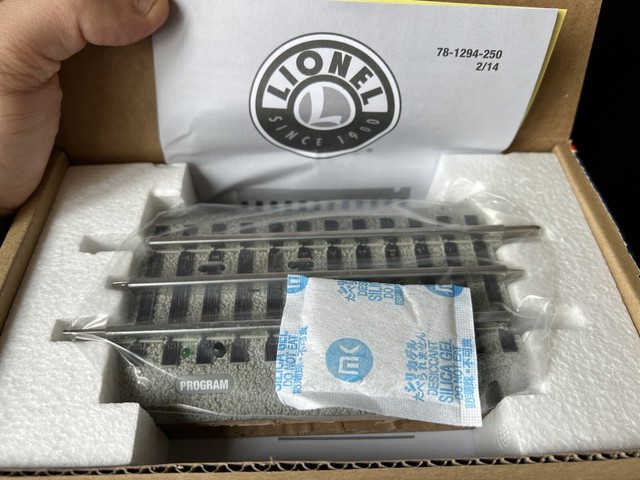 Lionel 81294 O Scale FasTrack LCS SensorTrack for sale online | eBay