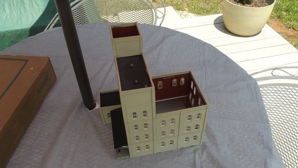 HO WALTHERS - MODULARS CORNERSTONE BUILT | eBay