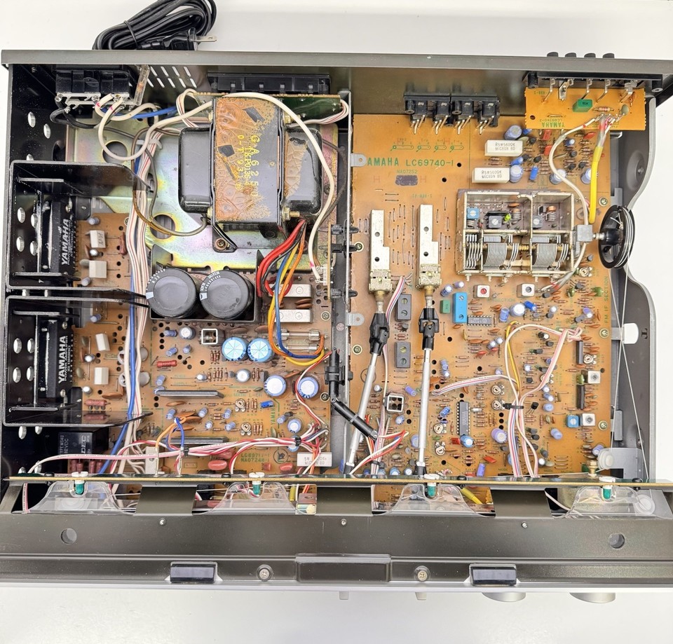 Yamaha CR-640 Natural Sound Stereo Receiver See Video Works Nice ...