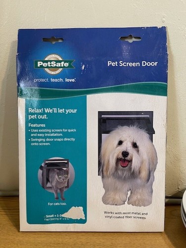 BRAND NEW PETSAFE SCREEN DOOR DOG CAT SMALL 1-30 lbs FLAP OPENING 8" x9 ...