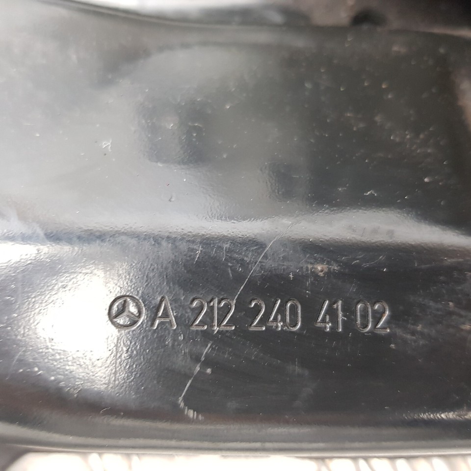 MERCEDES E CLASS GEARBOX MOUNT 2.1 DIESEL A2122404102 2013 W212 ...