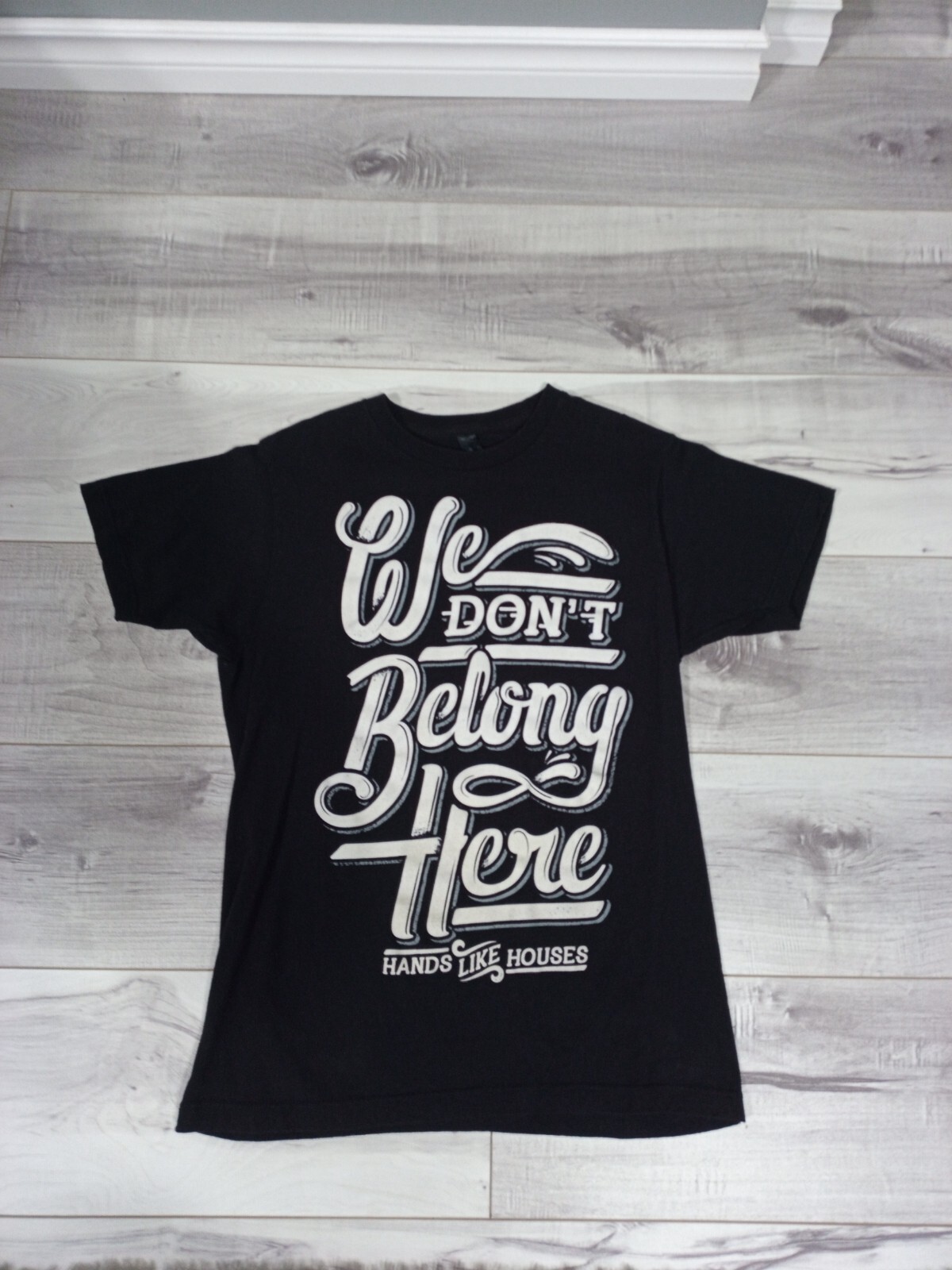 Original 100% Authentic Hands Like Houses Meduim T-Sh… - Gem