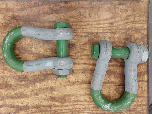 GP8 Holland 120 Ton Shackle, 3" Bolt | eBay