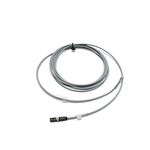 New In Box FESTO -8M-A-PS-24V-E-2,5-OE 574335 Proximity Switch Sensor ...