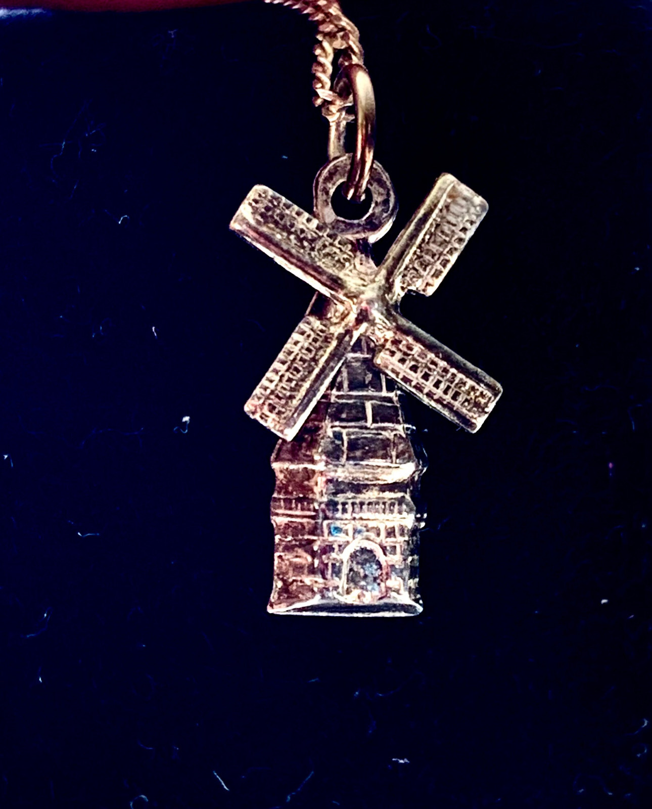 Windmill Pendant Necklace Silver tone 16 Inch Preowned in Danbury Mint ...