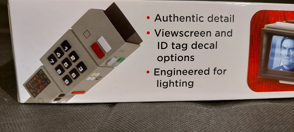 MPC 941 Space 1999 Alpha Moonbase Mondbasis Alpha 1 Commlock & Stun Gun ...