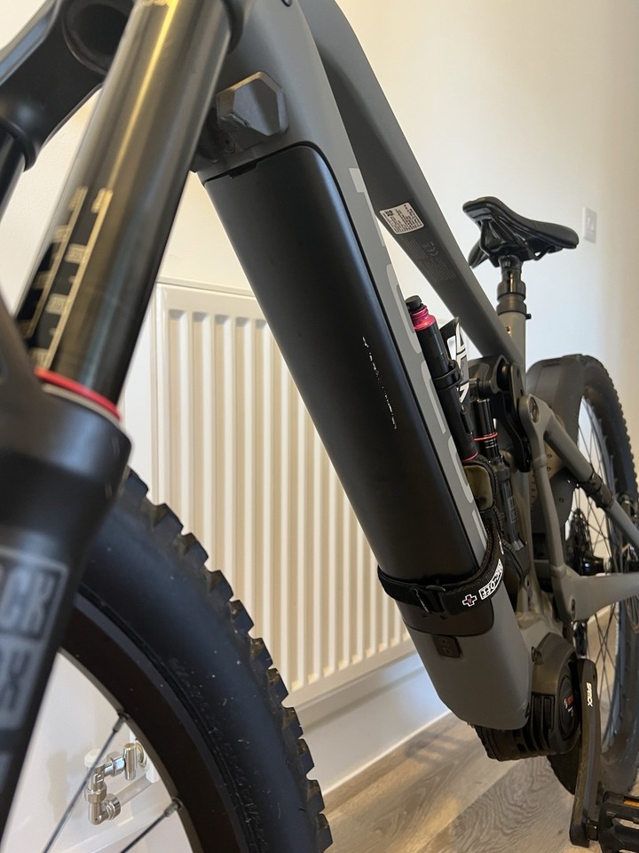 Focus Sam 2 6.7 Large Frame Electric Full Suspension Mountain Bike ...