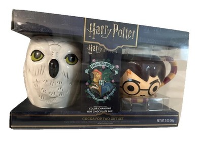 Harry Potter Color Changing Hot Chocolate Mix Gift Set With 2 Mugs ...